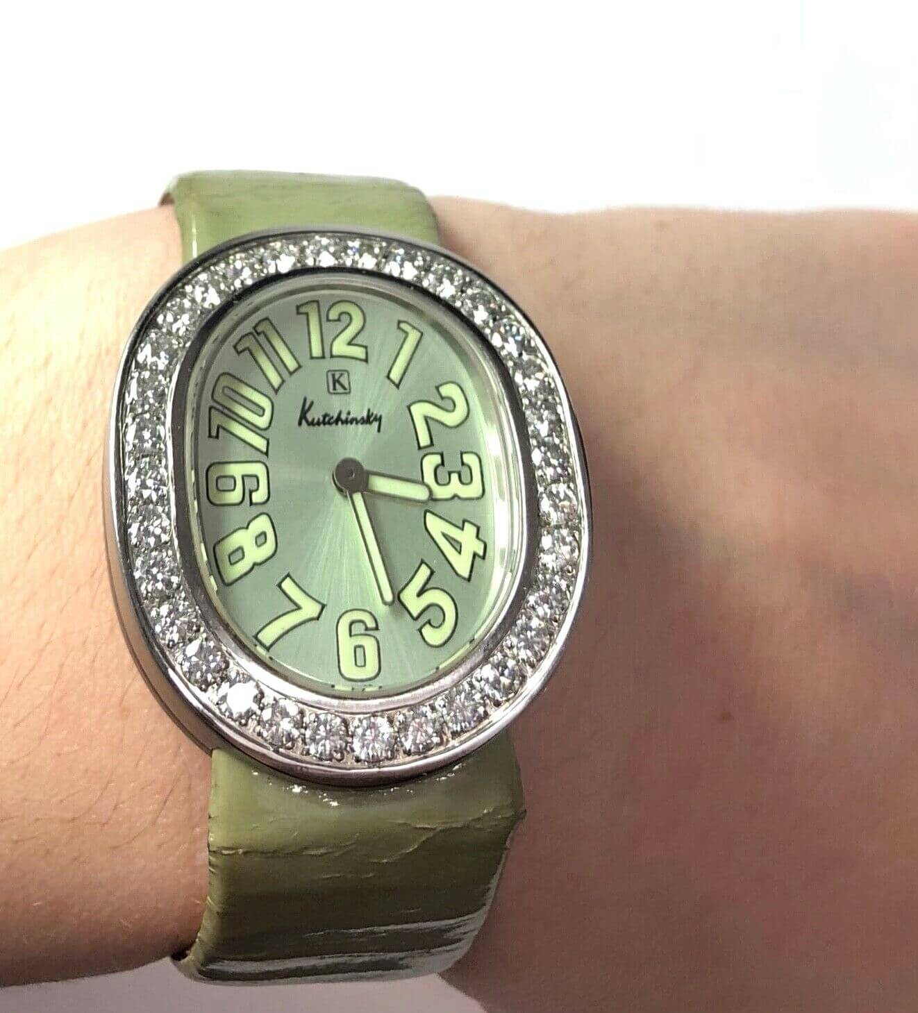 Kutchinsky L’ovale Ladies Diamond bezel watch – Top Jeweler NYC