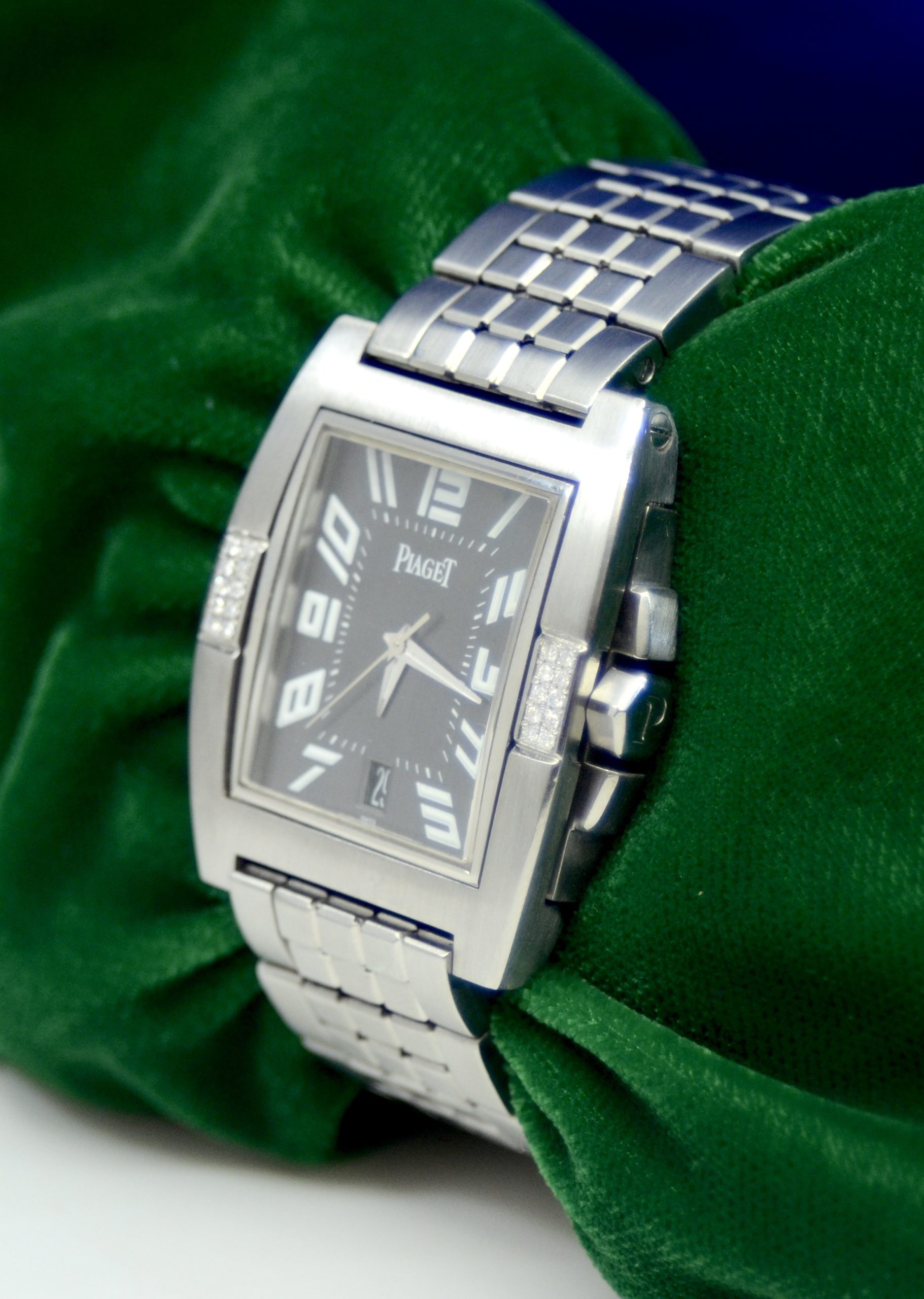 Piaget UPSTREAM Stainless Steel Automatic watch with Diamonds; date ...